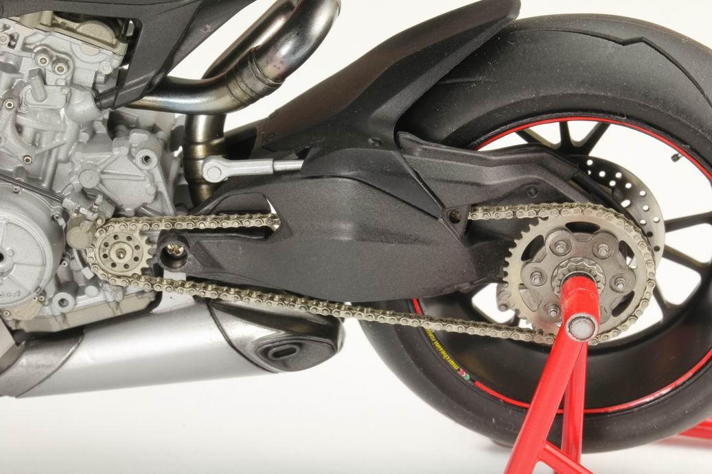 1:12 Ducati 1199 Panigale S Chain Set | TD23142 | Top Studio
