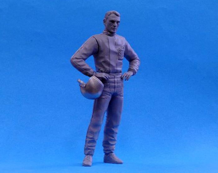 1:12 Standing Driver Figure Dan Gurney | MFH P1078 | Model Factory Hiro