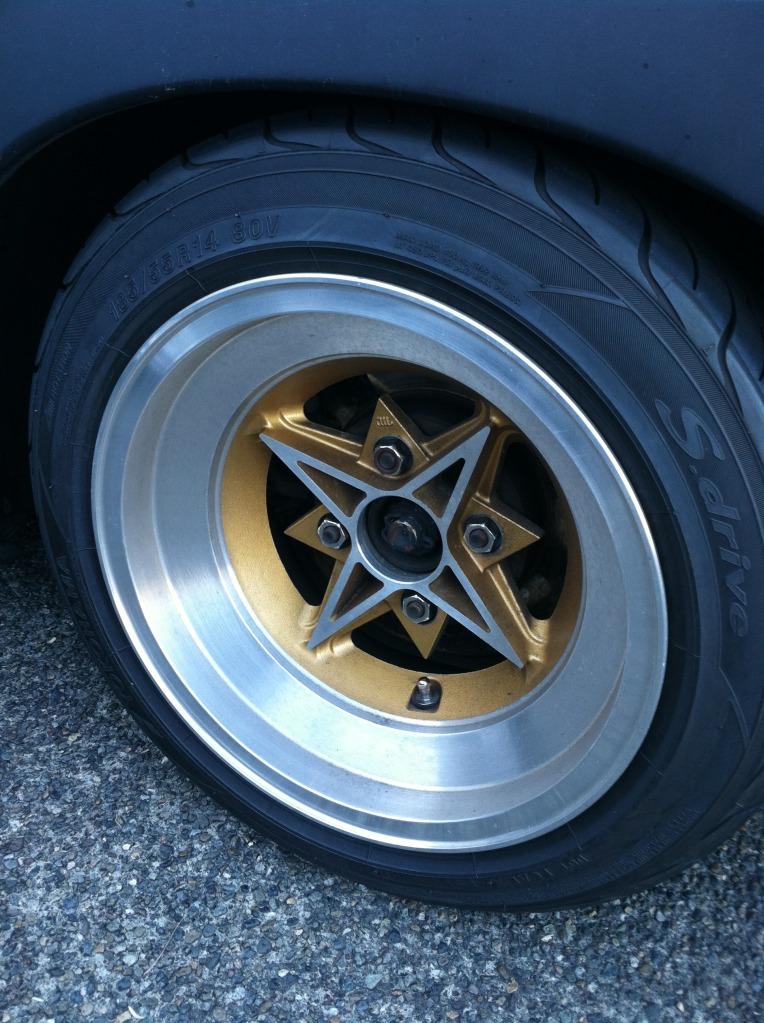 1:24 14" Techno Phantom Wheels and Tyres | FUJ-193380 | Fujimi