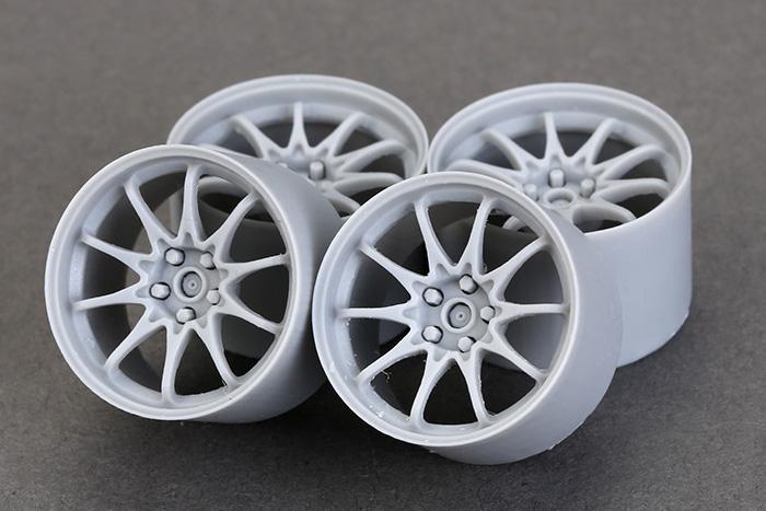 1:24 18" Volk Racing Rays CE28 Wheels | HD03-0418 | Hobby Design