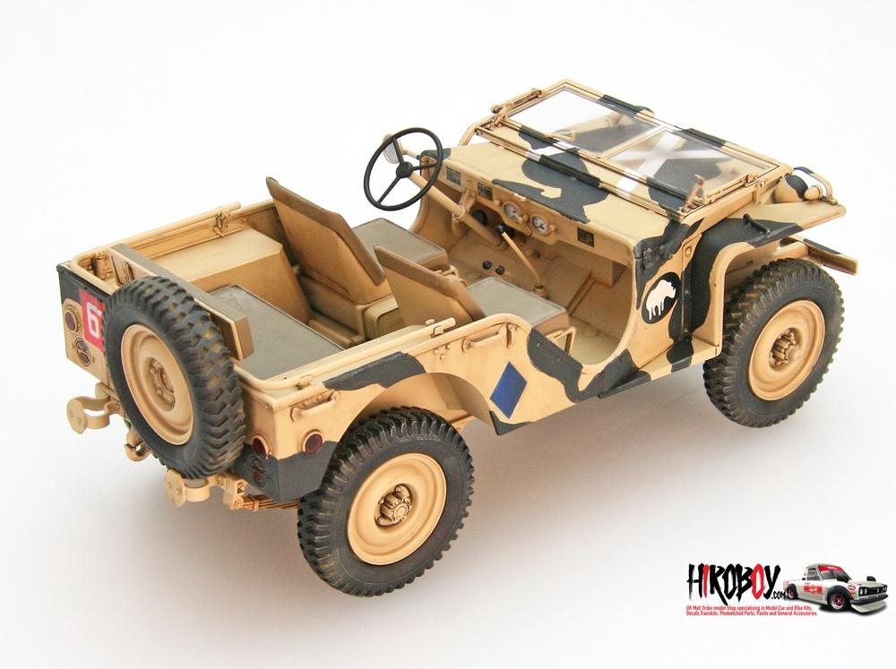 1:24 WWII Bantam BRC-40 Jeep British Troop by Ebbro | E25018 | Ebbro