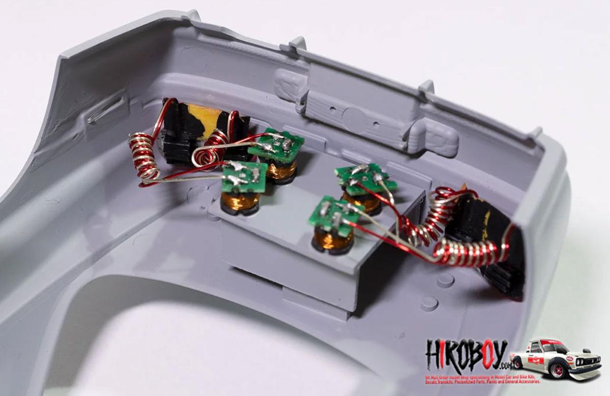 1:24 Inductive Display Case Set | CA-101 | amaHalo