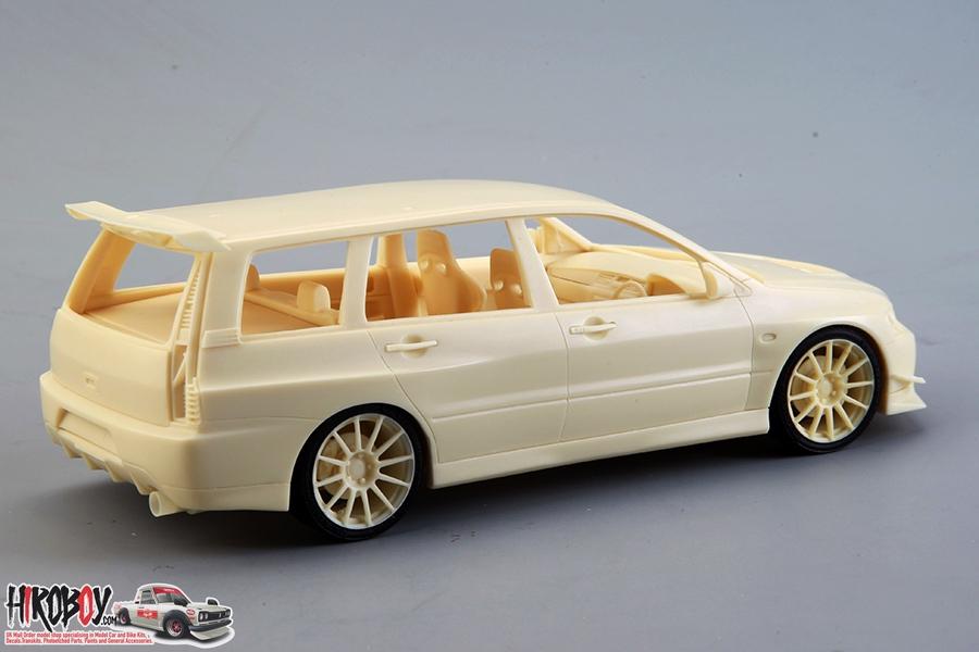 1:24 Mitsubishi Lancer Evo9 Wagon - Full Resin Model Kit | AM02-0045 ...