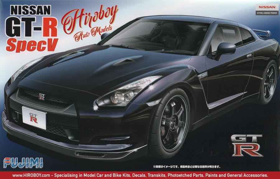 1:24 Nissan GT-R R35 V-Spec | FUJ-03781 | Fujimi